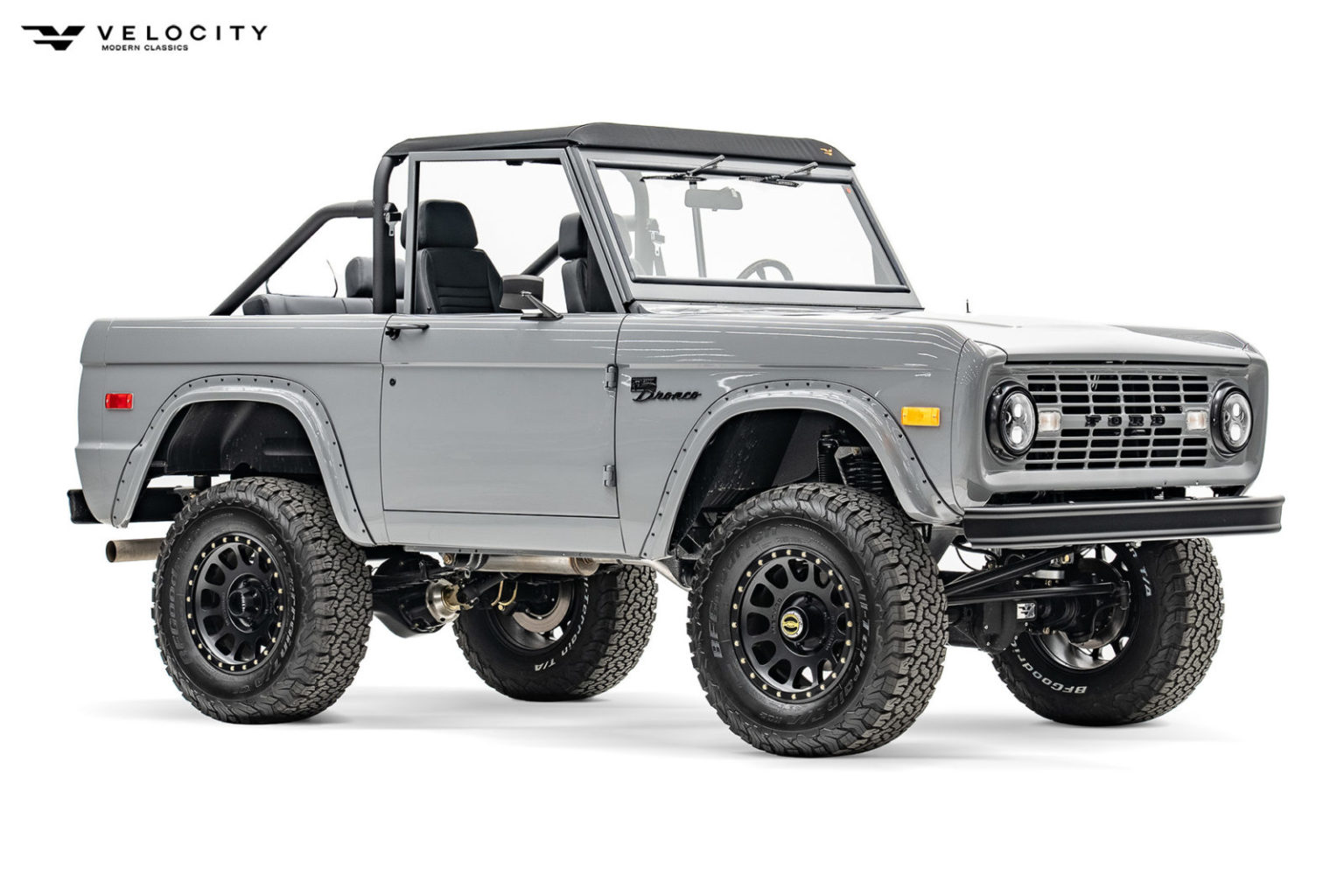 Restomod : quand le Ford Bronco de 1967 s'habille de Gris Nardo